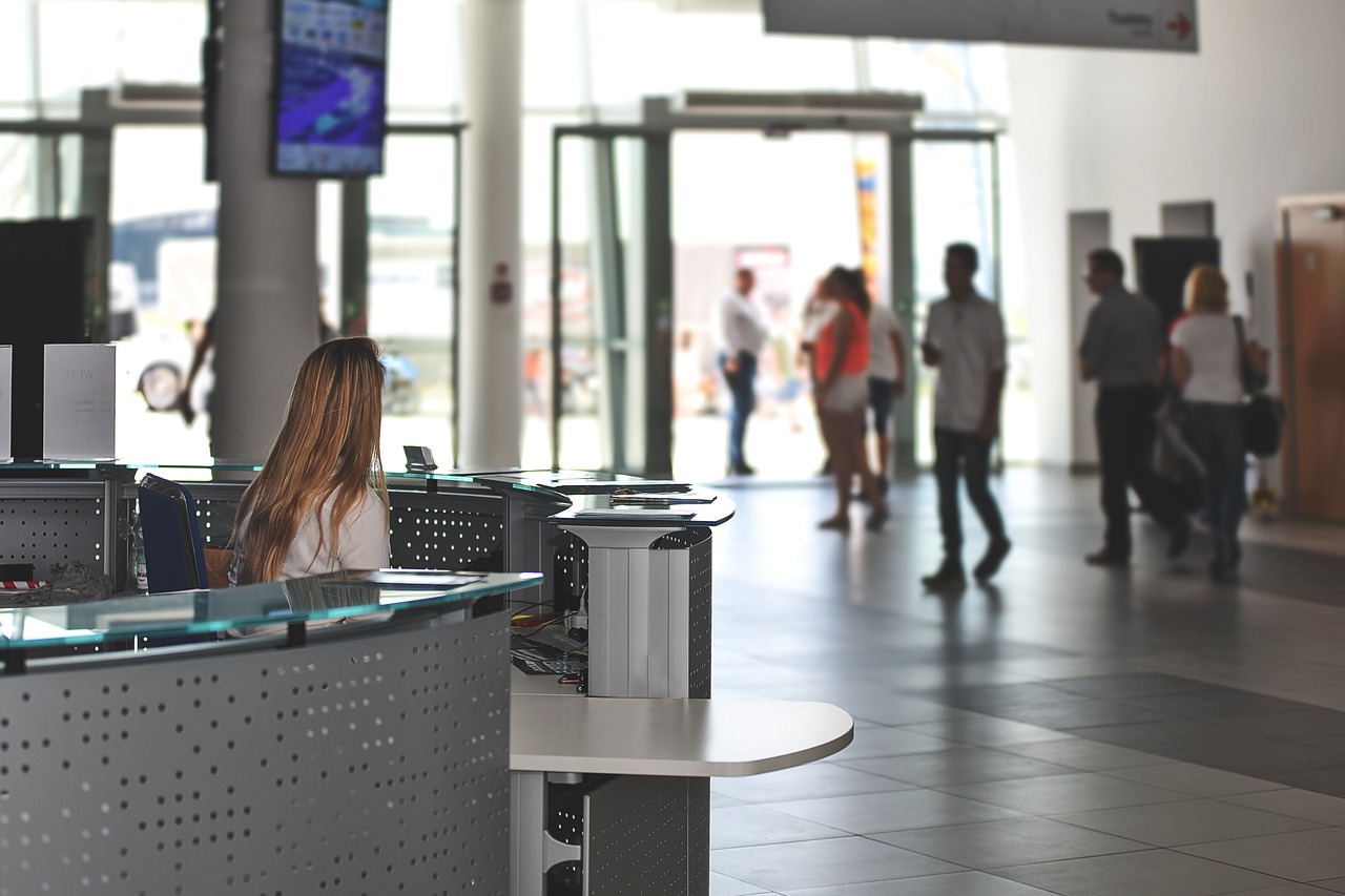 Customer Service Skills that Every Employee Needs – Pure Jobs Blog Customer Service Skills that Every Employee Needs – Pure Jobs Blog